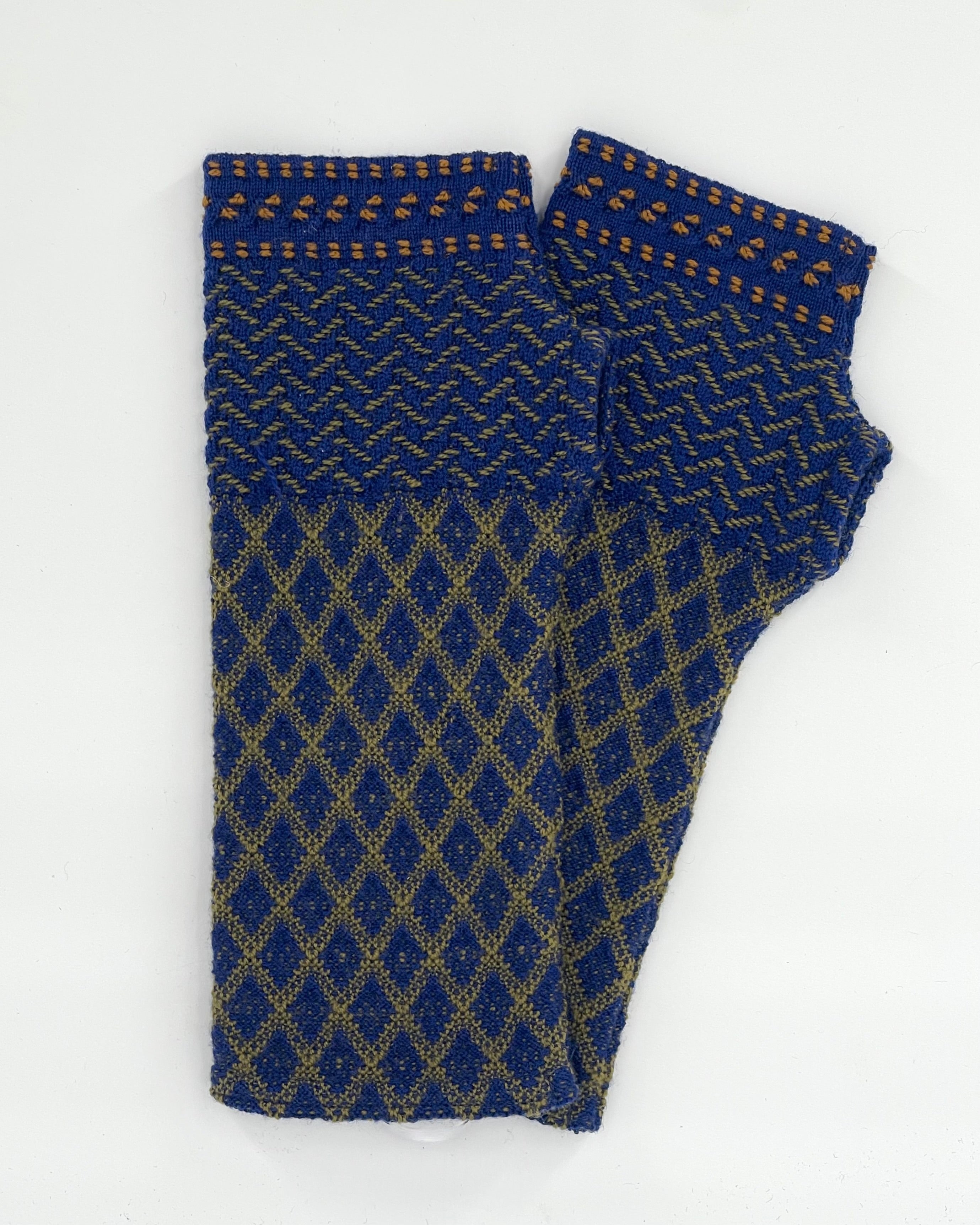 Catherine Andre Elfe Mittens – MOTTO Harvard Square