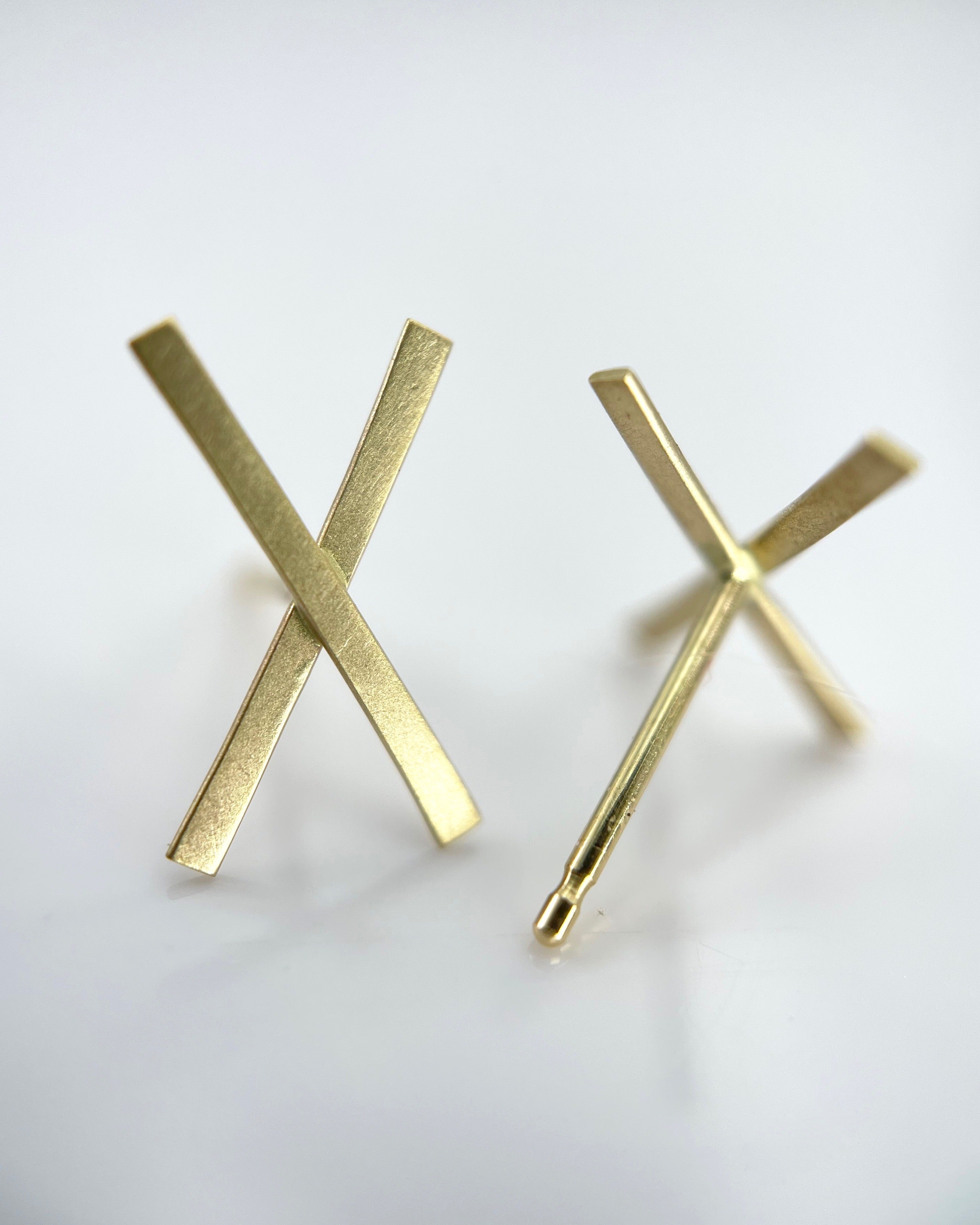 Carla Caruso Mini X Studs Earrings – MOTTO