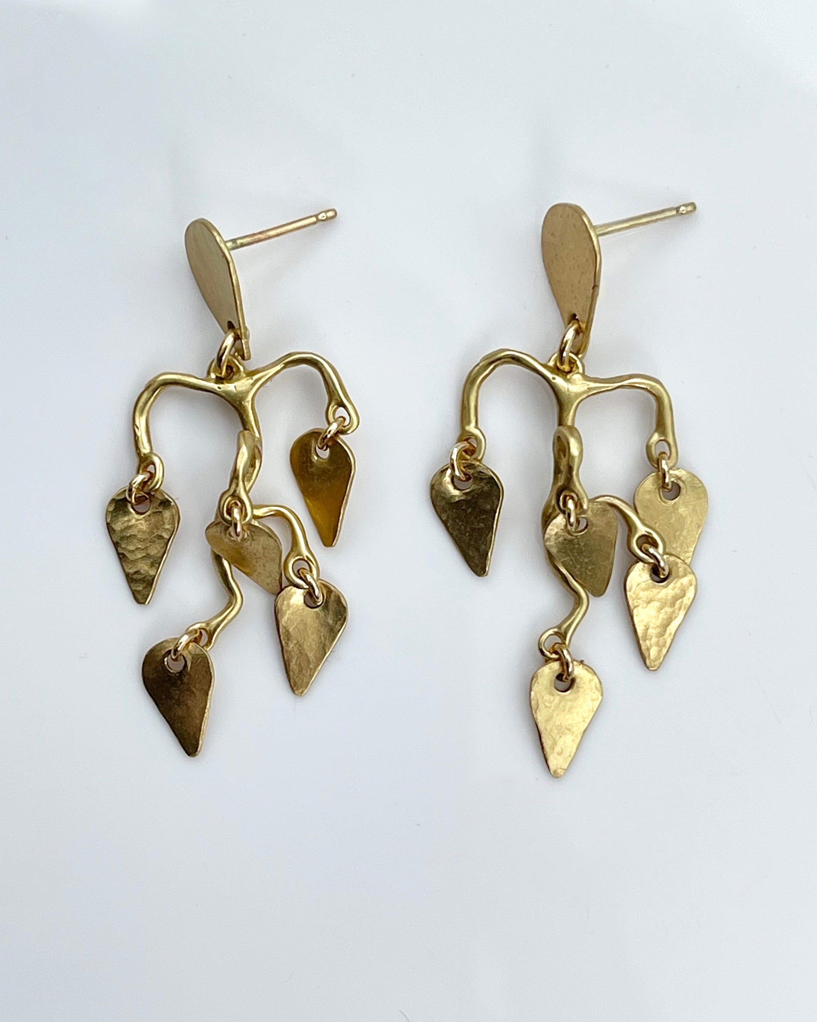 Julie Cohn Petite Willow Chandelier Earrings – MOTTO Harvard Square
