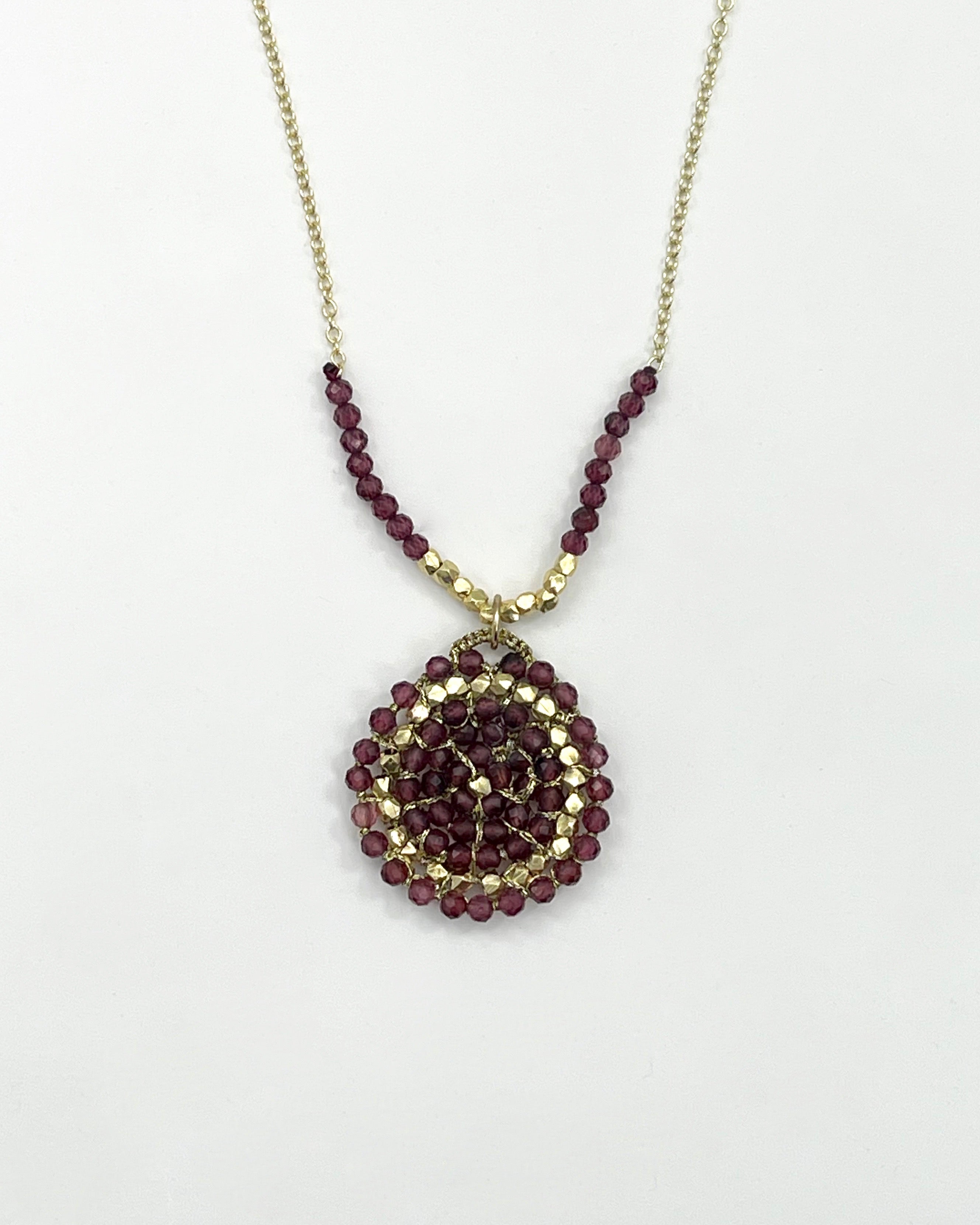 Danielle Welmond Garnet & Gold Beaded Necklace – MOTTO Harvard Square